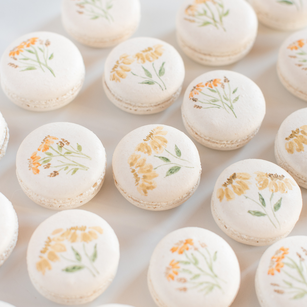 HANDPAINTED MACARONS – Blos Bakery